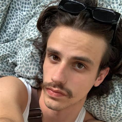 QUENTIN 💋💅🌸 (@quentin_in_paris) • Threads, Say more