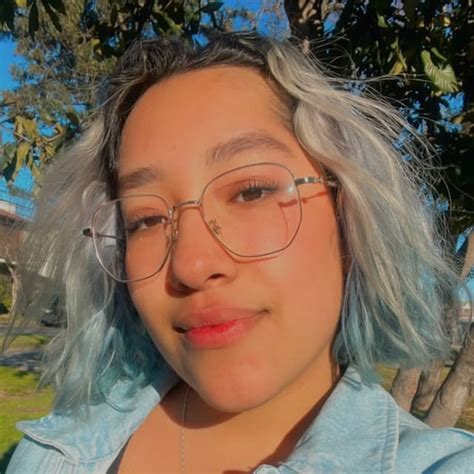 Sophie🦌 (@_sophieheaven) • Threads, Say more