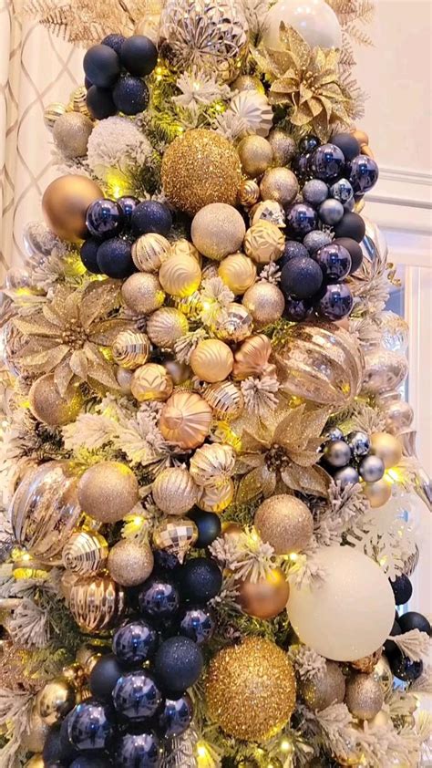 DIY Christmas Tree Ornament Cluster | Blue Christmas Tree Decorations