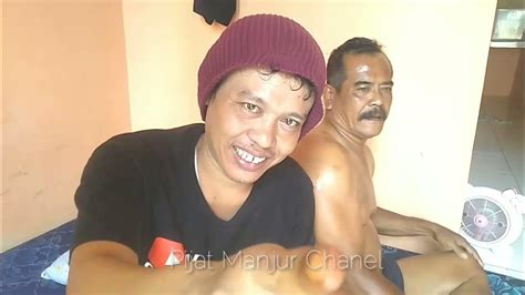 PIJAT BAPAK BAPAK BERKUMIS BAGIAN DEPAN JILID 2 - YouTube