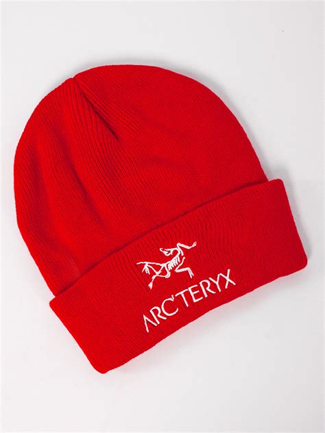 Шапка вязаная Arcteryx Красная – купить за 990 ₽ | Armed Forces Online