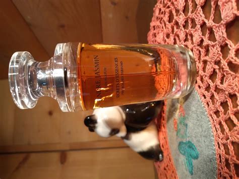 Tendre Jasmin - LaParfumerie. Лучший парфюмерный форум России!