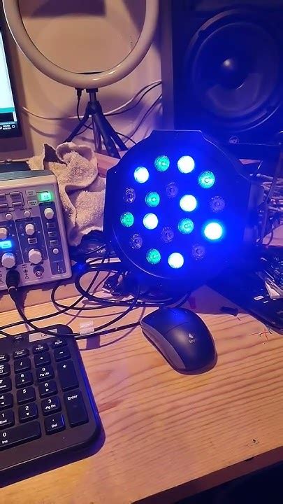 DMX unlocked, Arduino DMX shield. - YouTube