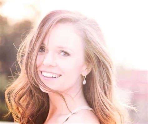 Rachel Boston: An Insight into Her Biography, Age, Height, Figure, and Net Worth - Bio-Famous.com