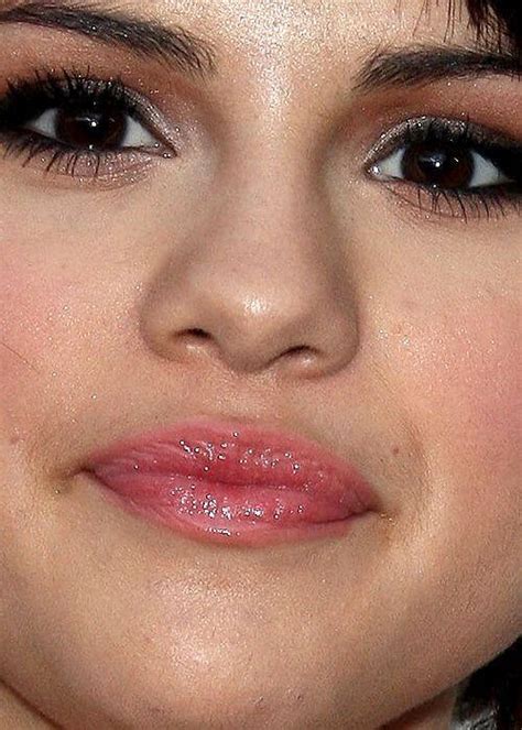 Selena Gomez Close Up