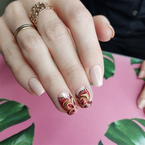 Осенние принты с коллекцией Boho Spirit Shellac CND 💅 | Маникюр, Принты