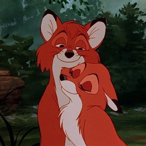 Любовь лис и пёс | Disney wallpaper, Disney art, Old disney