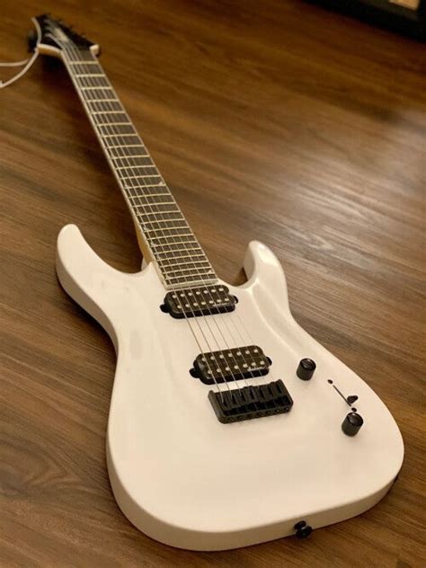 Jackson Dinky JS32-7 DKA with Amaranth FB in Snow White – nafiriguitar.com