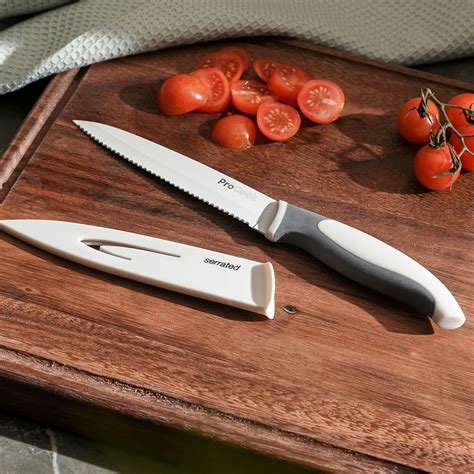 Serrated Utility Knife Ivory | Vegetable and Utility Knives from ProCook