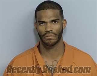 Recent Booking / Mugshot for ARTAVIA TYREE FRANKLIN in Walton County ...