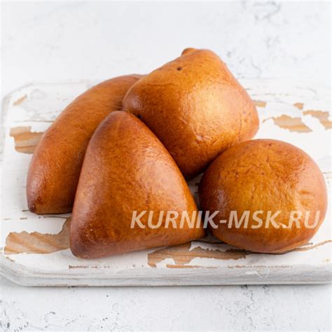 Пирожок с картофелем и грибами