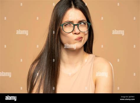 Female question expression hi-res stock photography and images - Alamy