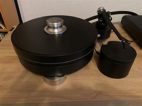 Transrotor Max Nero mit Rega RB 880 und Transrotor Merlo und Konstant 1 ...