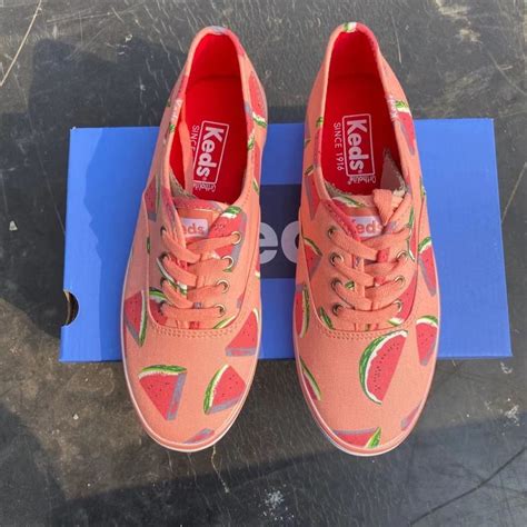 Кеды Keds - купить с доставкой по выгодным ценам в интернет-магазине ...