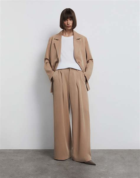Бежевые брюки Wide leg с защипами GPT009693-3 купить по цене от 549 ...