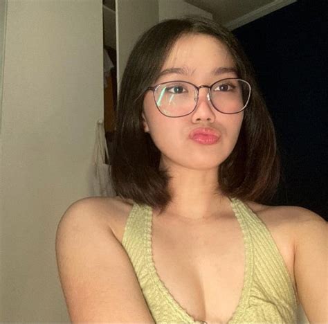 Yana : r/SHAPBABES