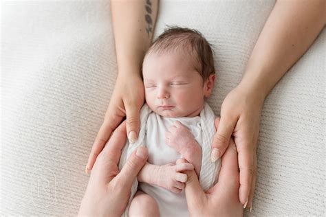 Can I Include My Dog in My Newborn Session? | Grimsby, ON Newborn Photography - Reflections by ...