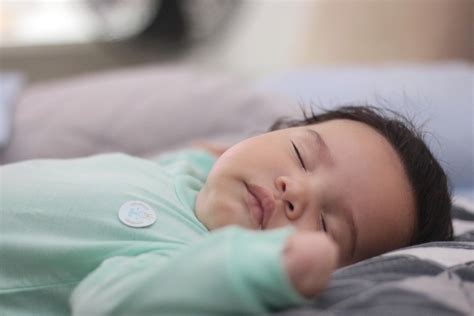 Ibu, Begini Cara Sederhana Membiasakan Anak Tidur Siang | BukaReview