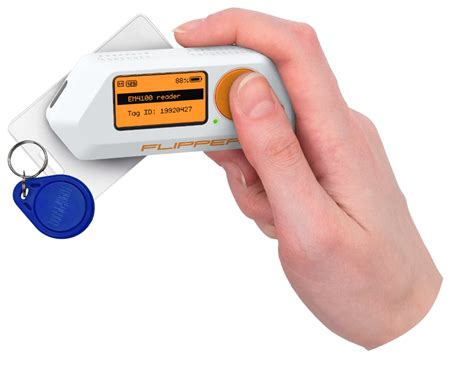 Flipper Zero — Portable Multi-tool Device for Geeks | Multitool ...