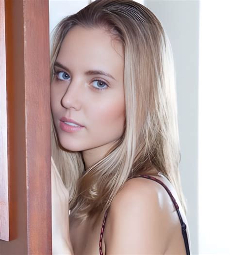 Meisa Hanai (Actress) Height, Weight, Age, Videos, Photos, Biography ...