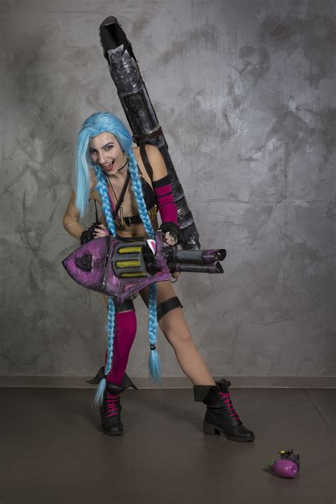 Jinx (League of Legends) cosplay by MartyCos-Art on DeviantArt