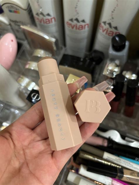 authentic fenty beauty contour stick (damaged), Beauty & Personal Care ...