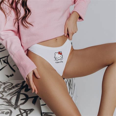 Трусы стринги Hello Kitty Хеллоу Китти, 1 шт - купить с доставкой по ...