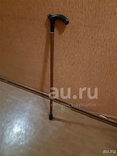 Трость опорная для ходьбы костыль — купить в Красноярске. Состояние: Б ...
