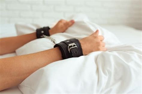 Selbstbefriedigung: So kommen Frauen ab 50 richtig auf ihre Kosten ...