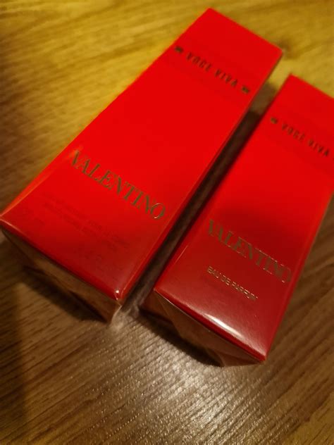 Valentino voce Viva perfumy damskie Józefosław • OLX.pl