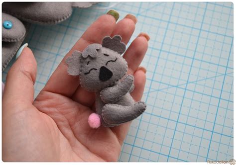 Коала из фетра