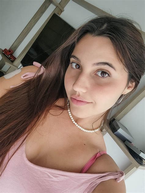 How do i look without makeup? : r/NoMakeupAllowed