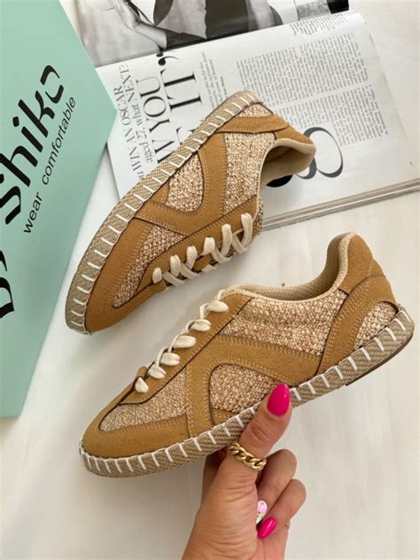 کفش ونس زنانه با بهترین قیمت خرید کتونی ونس دخترانه جدید (vans)