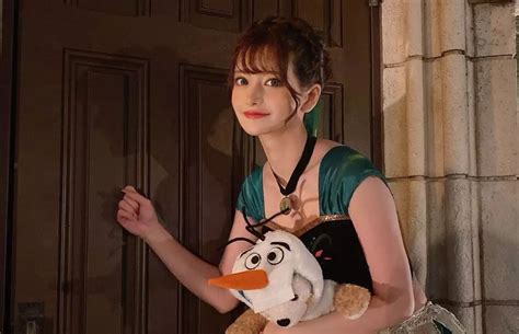 Artis JAV Marin Hinata, 4 Fakta Menarik Untuk Mengenalnya!