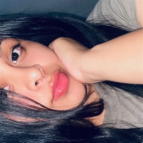 A B I (@lopez_abigail_._) • Threads, Say more