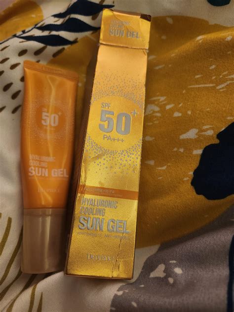 Deoproce hyaluronic cooling sun gel spf50 by Deoproce : review - Face ...