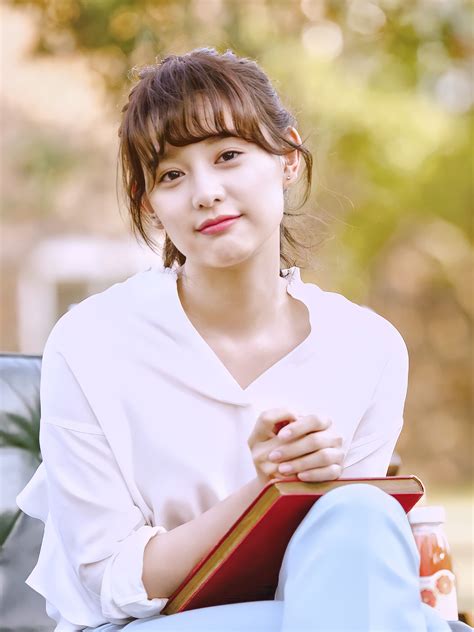 Ghim của abby🍉 trên K O R E A N | Cắt tóc, Tóc, Dép