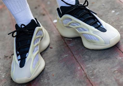 adidas Yeezy 700 v3 Azael FW4980 Release Info | SneakerNews.com