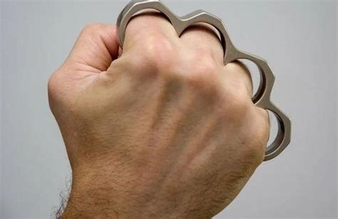 У Полтаві засудили чоловіка, який на Половках ходив із кастетом ...