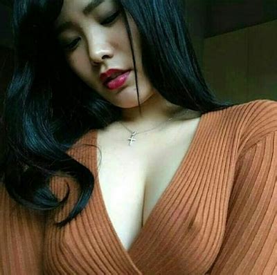 Cerita Hot Kenimkatan Dalam Kasur Bersama Pembantuku Dini - Cerita Sex Dewasa
