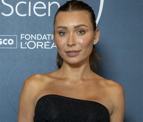 Rozalia Russian in Bathing Suit Shares a Special Selfie — Celebwell