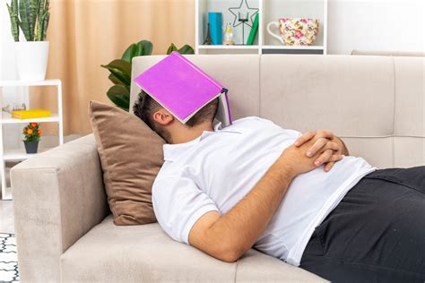 Sama atau Tidak? Konsep Slow Living vs Malas-malasan - suarakreatif.com