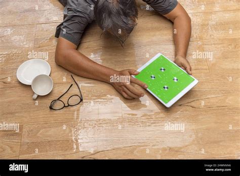 Greenscreen hi-res stock photography and images - Alamy