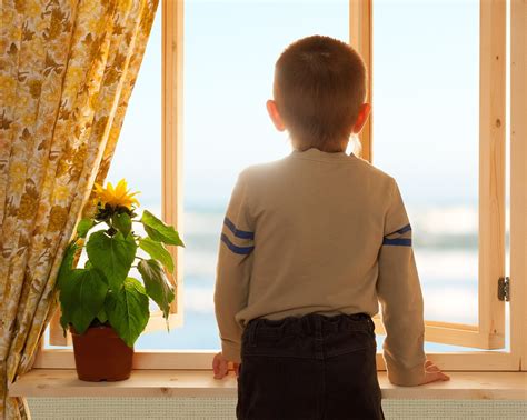 В Казахстане родителей могут посадить в тюрьму за оставление детей в ...