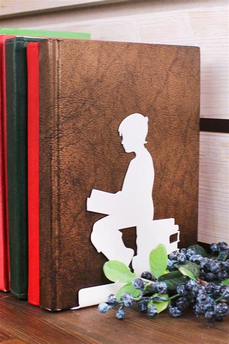 Купить Опора для книг на полке Мальчик металлический белый 705-015W ...