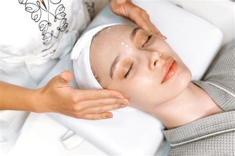 Soins Coup d'Éclat / Peeling PRX-T33 Brin de Beauté Annecy