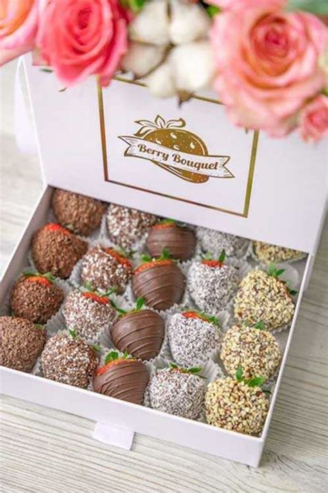 🍓 Клубника в шоколаде в шляпной коробке 🍓 - купить клубничный букет с ...