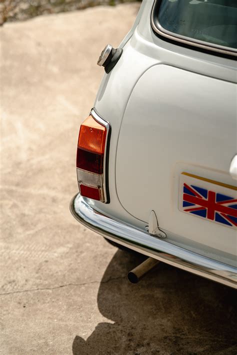 UK Minis