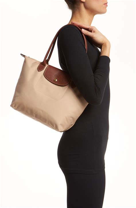 Exploring The Longchamp Medium Bag: A Perfect Blend Of Style And ...