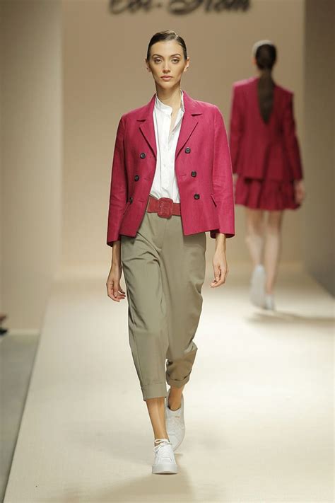 Prêt-à-Porter SS20 | Moda, Roupas da moda, Estilo minimalista moda